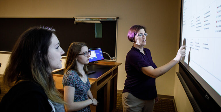 Sarah Johnson, Associate Professor of Psychology – Moravian University News